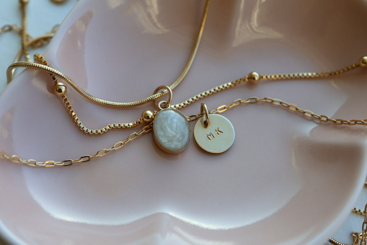Cremation Ash Necklaces & Bracelets – Page 2 – Golden Coyote Jewelry